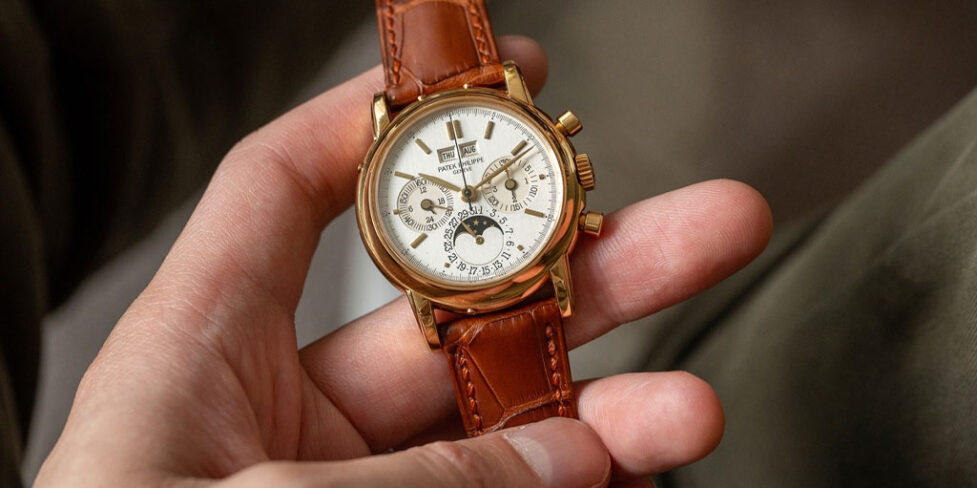 A Collector’s Guide to the Patek Philippe Ref. 3970 Perpetual Calendar ...